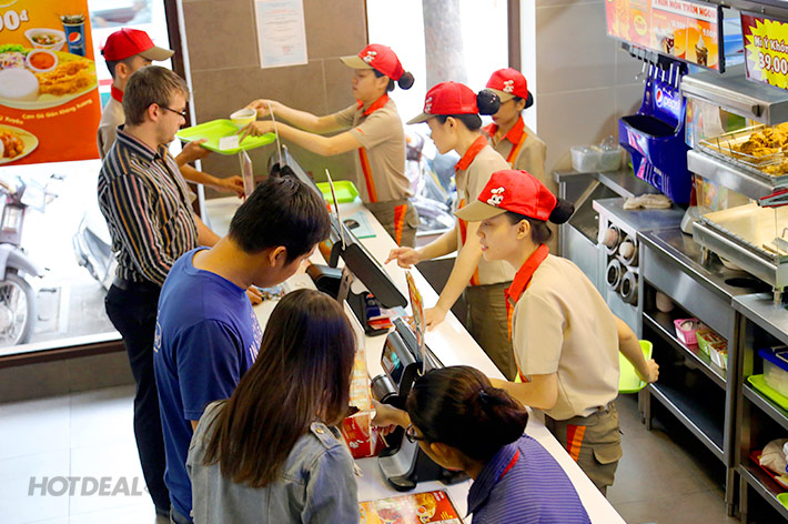Jollibee Combo Ăn Cực Ngon, Giá Cực Sốc – 50 Chi Nhánh Toàn Quốc Tỉnh ...