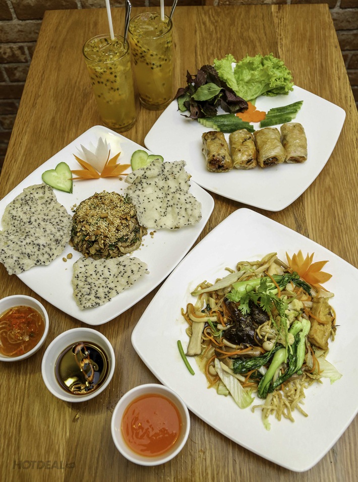 Nhà Hàng Hủ tiếu Chay Cây Đề - Thương Hiệu 20 Năm