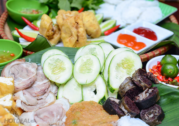 Set Bún Chấm Gà Chiên Trong Đậu Và Mẹt Bún Đậu Mơ – Dì Út Quán Hà Nội