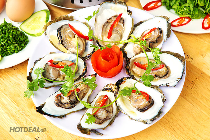 Lẩu Cháo Hào + Hào Sữa 8 Con + Trứng Gà 2 Quả + Rau Lẩu