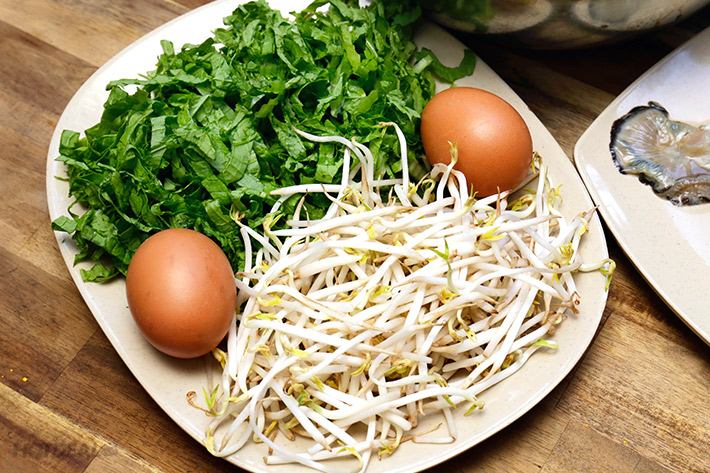Lẩu Cháo Hào (6 Con Lớn) + 50gr Hào Thịt + Rau Cải + 2 Quả Trứng