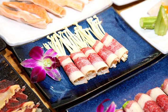 Buffet Trưa Lẩu Nhật Hàn, Hải Sản & Bò Mỹ Nướng- Sukiya Kore Vincom ...