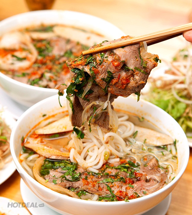 Combo 02 Tô Bún Bò Bắp Chả + 02 Ly Soda Chanh/ Chanh Dây - Bún Bò Sài Gòn