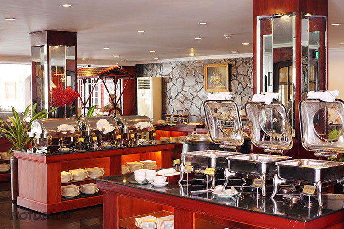 Buffet Trưa Tại Khách sạn Kim Đô – Royal Hotel Saigon 4*