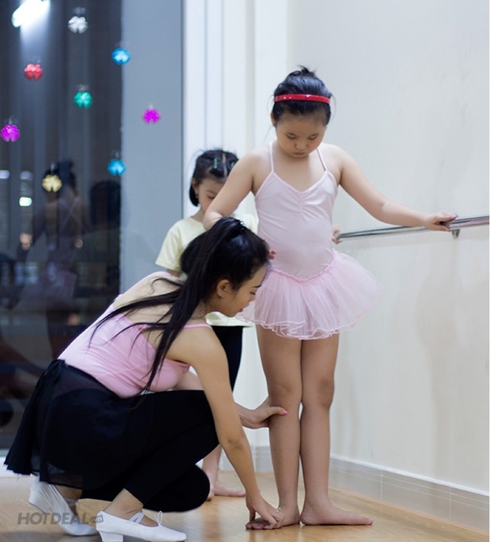 Khóa Học 1 Tháng (8 Buổi) Học Múa Ballet Kid Tại Dandelion Club