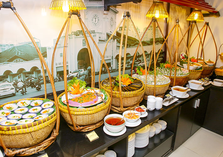 Buffet Gánh 3 Miền Buổi Trưa Tại Nhà Hàng Khách Sạn Bông Sen